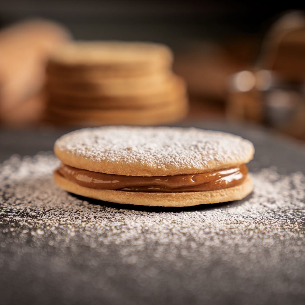 Mini Alfajores | Los mejores postres en Panamá | Cezis Bakery | Los ...
